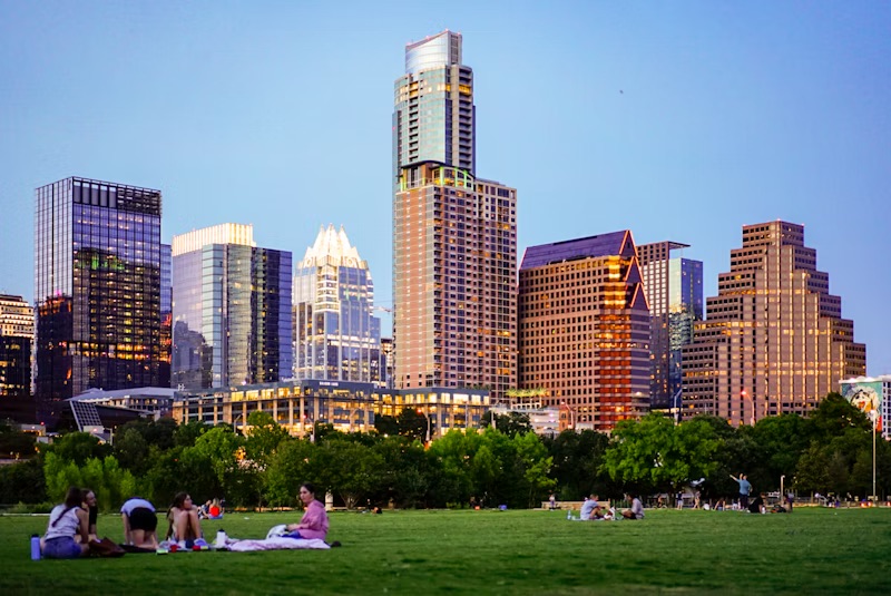 Austin Travel Guide 2025 - Complete Destination Guide | AI Planner